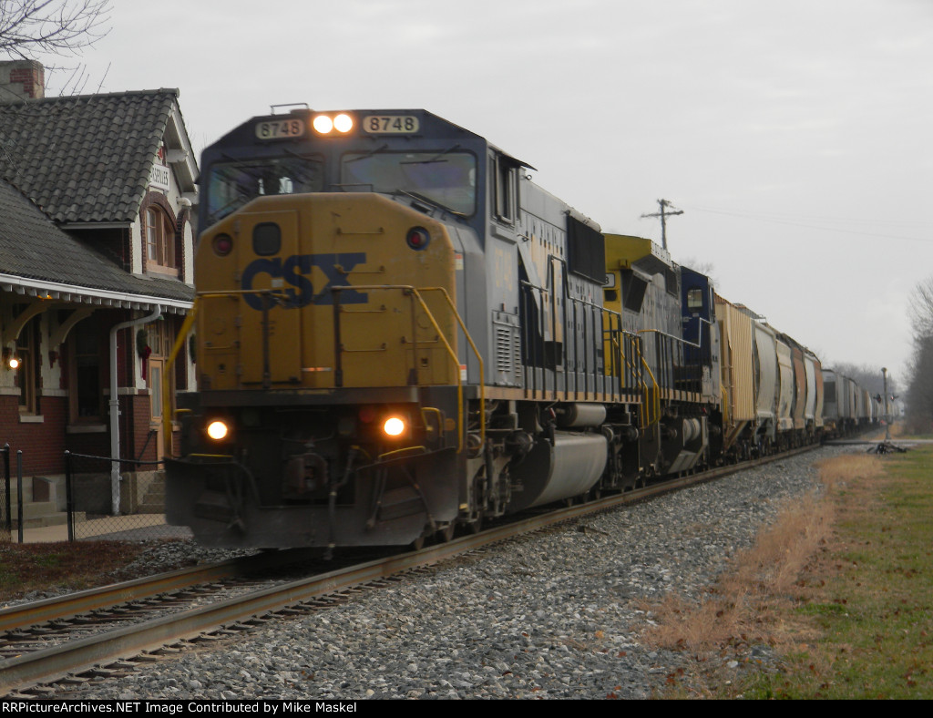CSX 8748